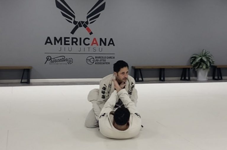 Cross Collar Choke Defense - Americana Jiu Jitsu